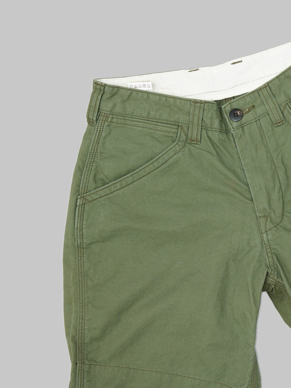 UES Duck Short Pants Olive